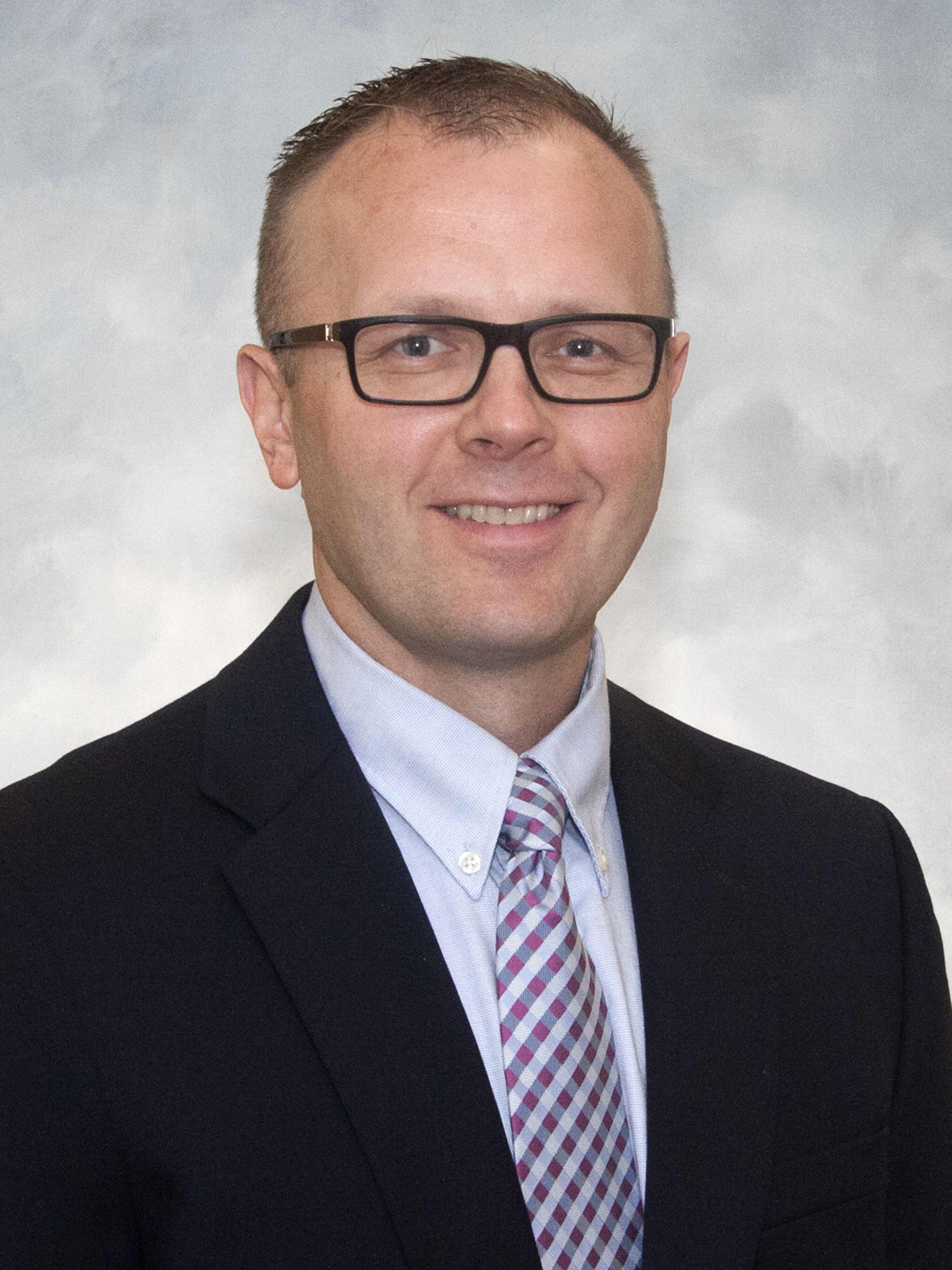 Andrew Lischuk > Specialists > Yale Medicine