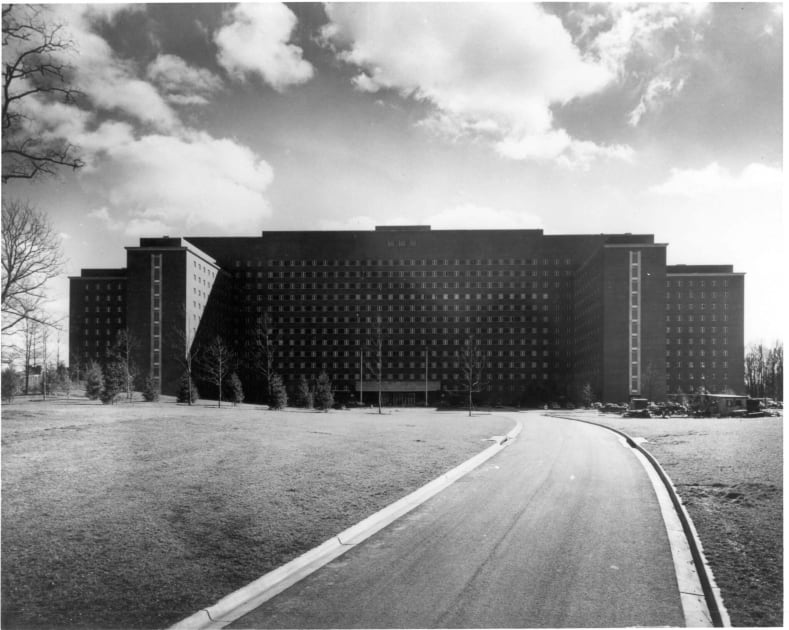 The return of the Yellow Berets | Yale School of Medicine