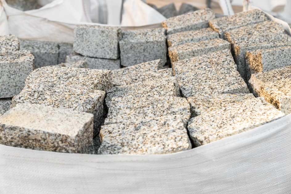 Severe Silicosis Outbreaks Among Engineered Stone Workers (Discoveries ...