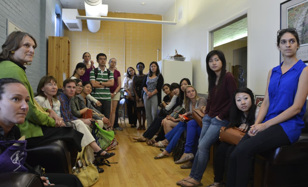 YSPH students tour New Haven’s public health pillars