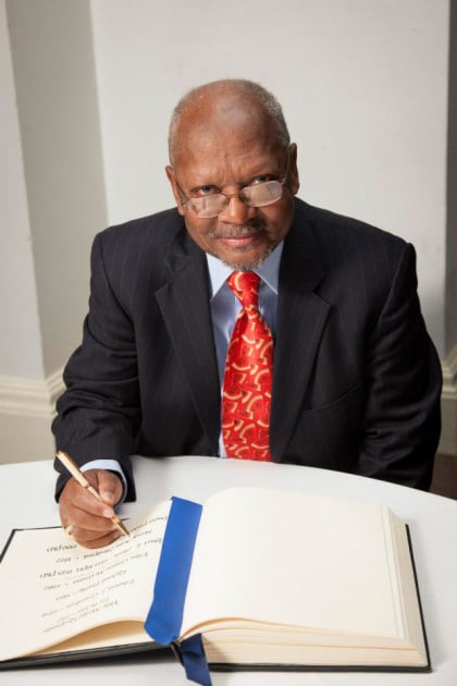 Dr. Robert Steele Reduces Student Debt Burden | Yale School Of Public ...